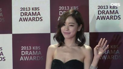 홍아름, 러블리 미소·아찔 각선미 ′반전매력 폭발′ [2013 KBS 연기대상] | 네이트 TV