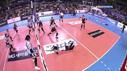 [결승전] 수비의 정석을 보여주는 오지영 선수 - 2018 KOVO컵 프로배구대회 4세트 | 네이트 TV