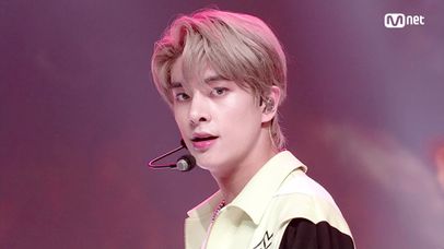 반항기 넘치는 '엔하이픈'의 'Future Perfect (Pass the MIC)' 무대 | Mnet 220714 방송 ...